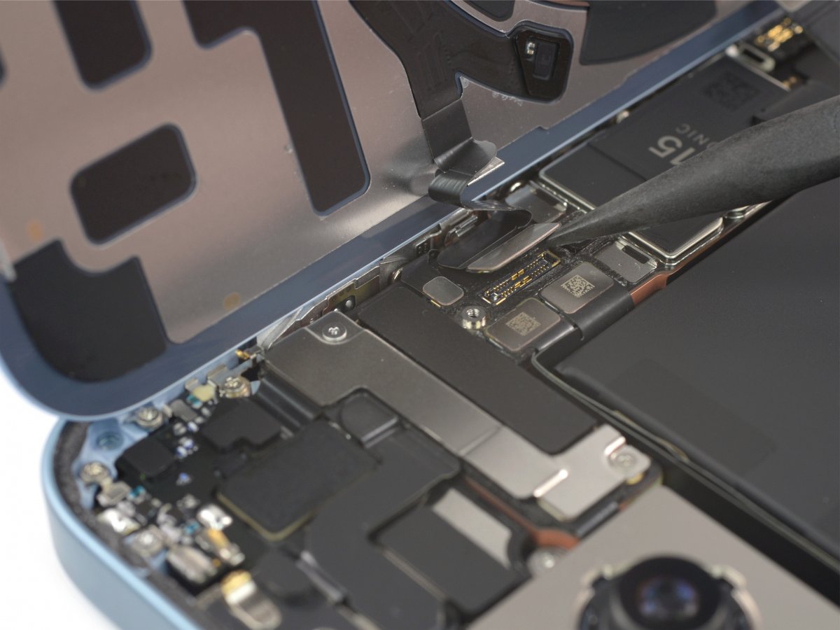 The iPhone 14 Feature Apple Didn’t Tell You About | iFixit News
